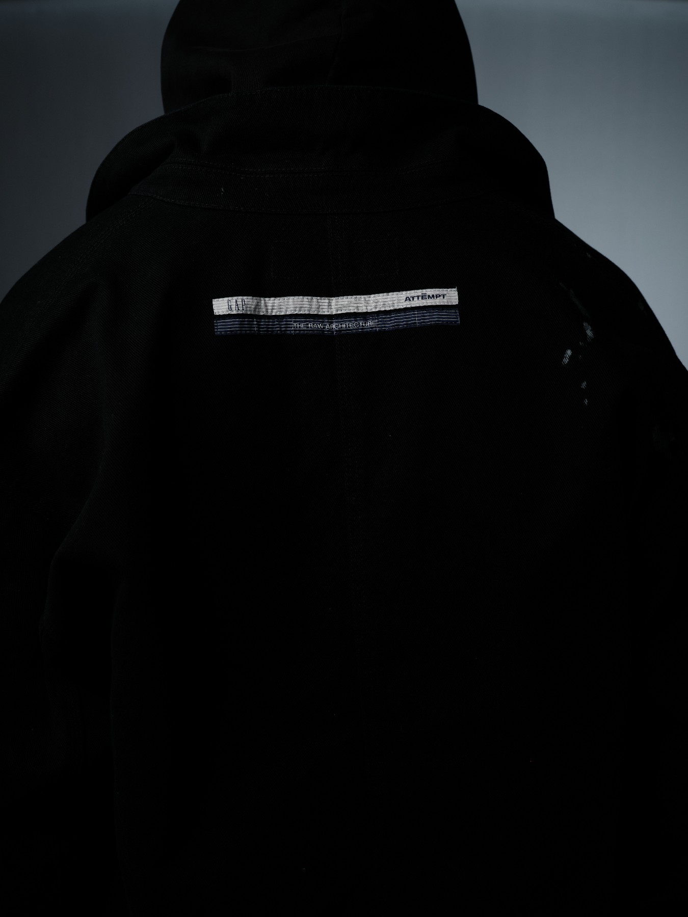 重塑未來美學上身！GAP x ATTEMPT合作系列即將登台發售！